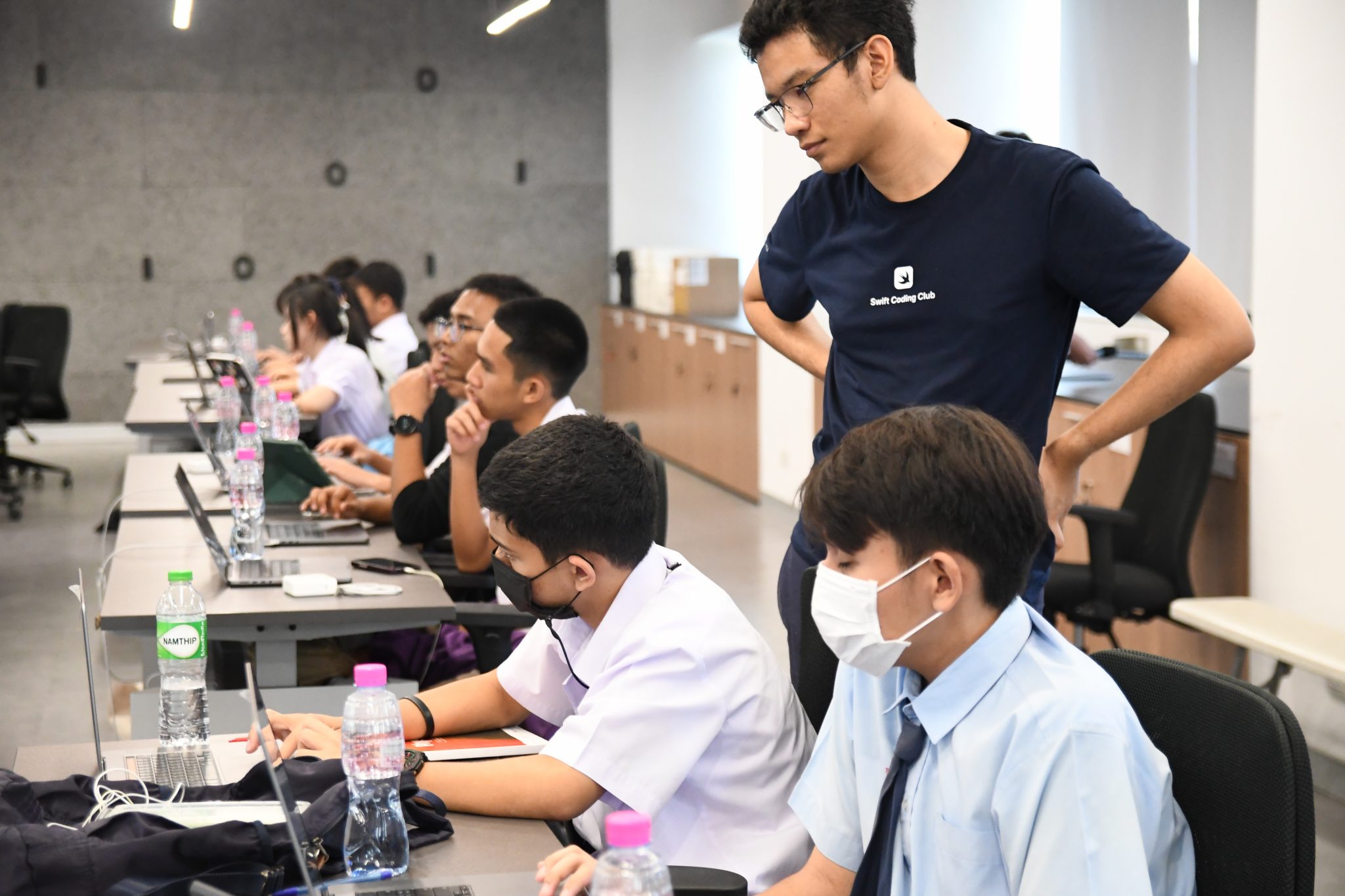 ประมวลภาพกิจกรรม iOS Developer Bootcamp ครั้งที่ 2 ภาควิชาวิศวกรรมคอมพิวเตอร์ ร่วมกับ Swift ...